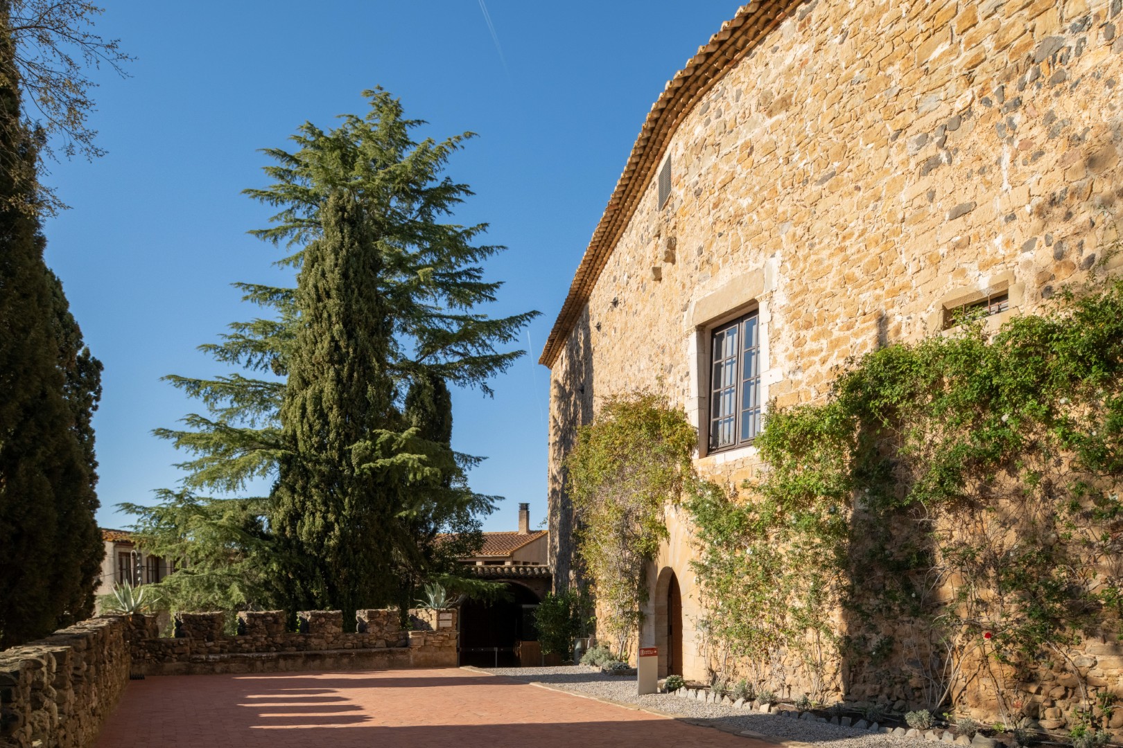 Gala Dalí Castle - Fundació Gala - Salvador Dalí